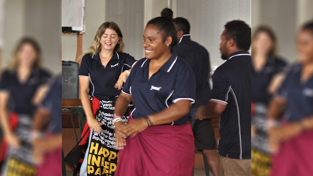 YWAM ENJOYS SESSION WITH KOPKOP STUDENTS : PNG Haus Bung