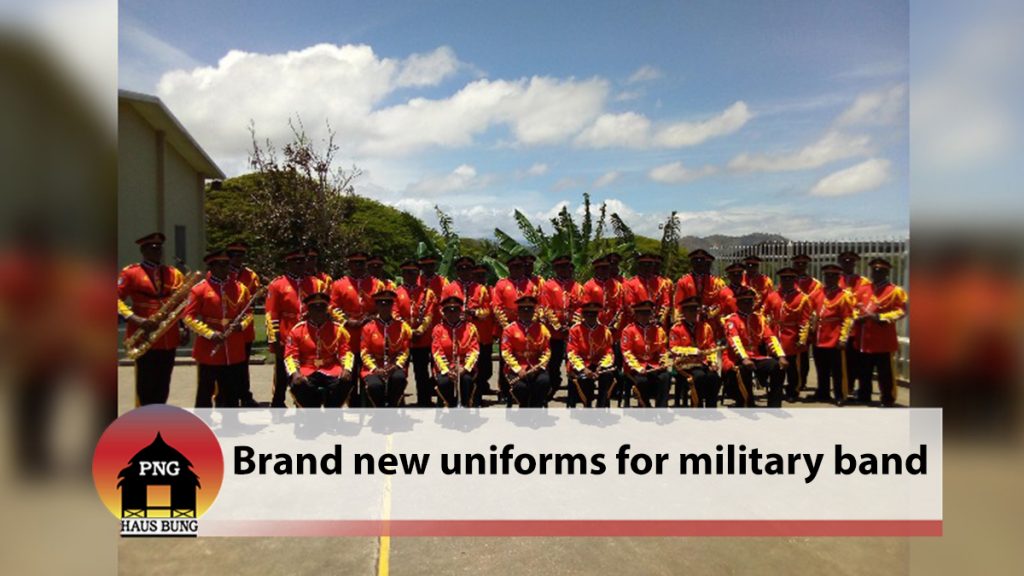 MILITARY BAND TO STAND OUT WITH NEW UNIFORM : PNG Haus Bung