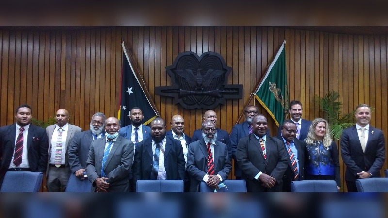 STATE SIGNS GAS AGREEMENT DESPITE A COURT ORDER TAKEN : PNG Haus Bung