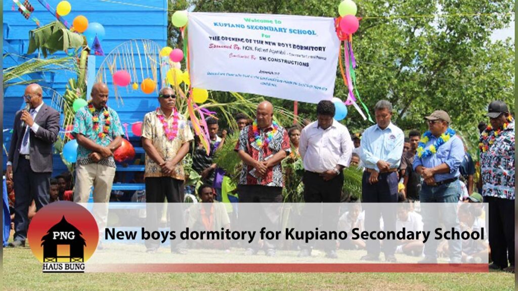 KUPIANO SECONDARY OPENS NEW DORMITORY : PNG Haus Bung