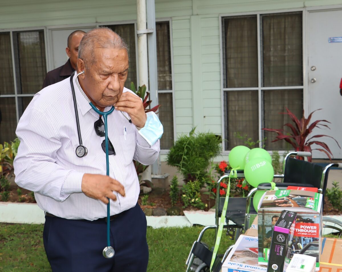 BSP DONATES TO SIR BURI KIDU HEART INSTITUTE : PNG Haus Bung